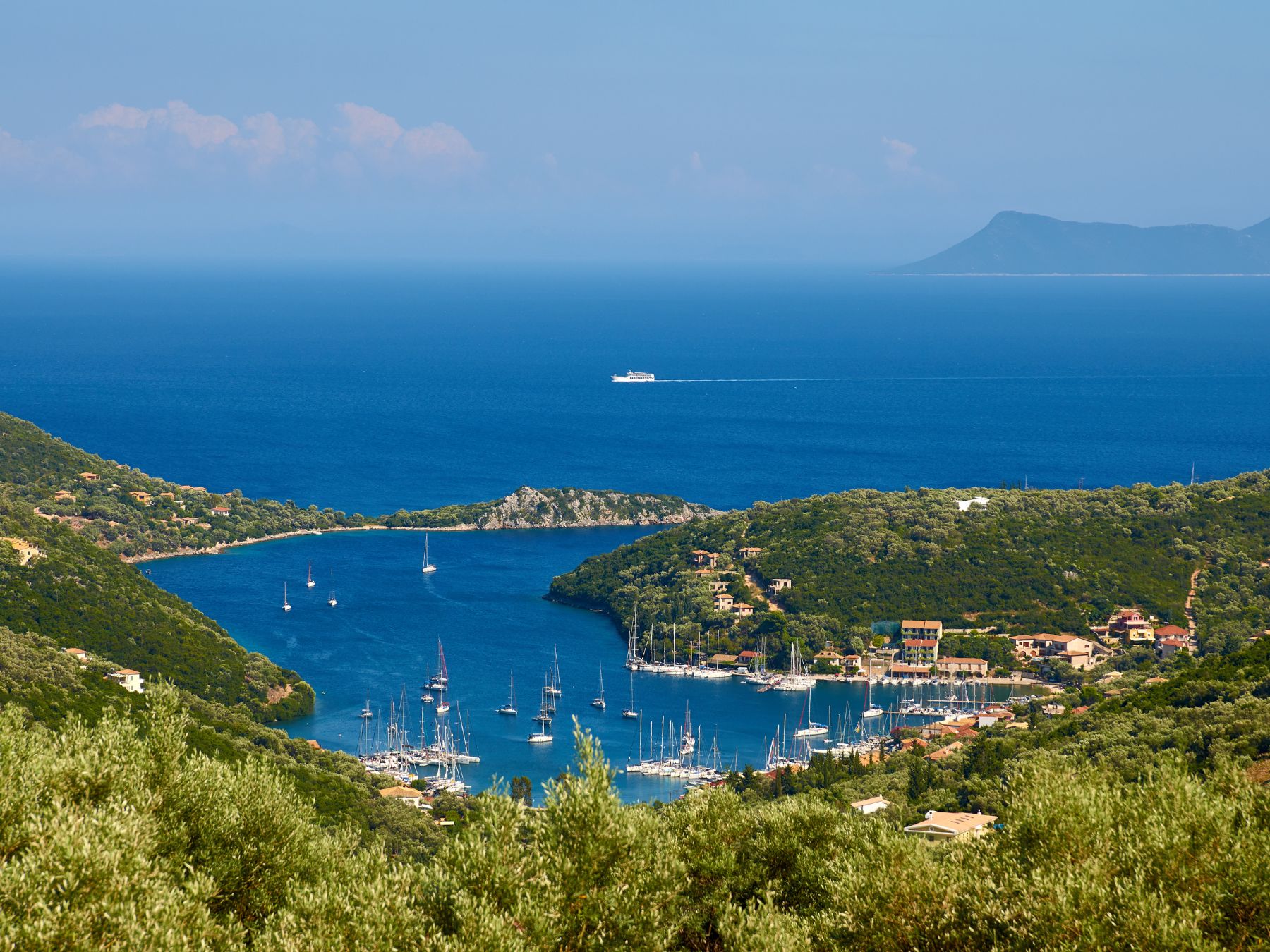 Yacht Charter Kefalonia | Sailing Holidays Greece | Nautilus Yachting